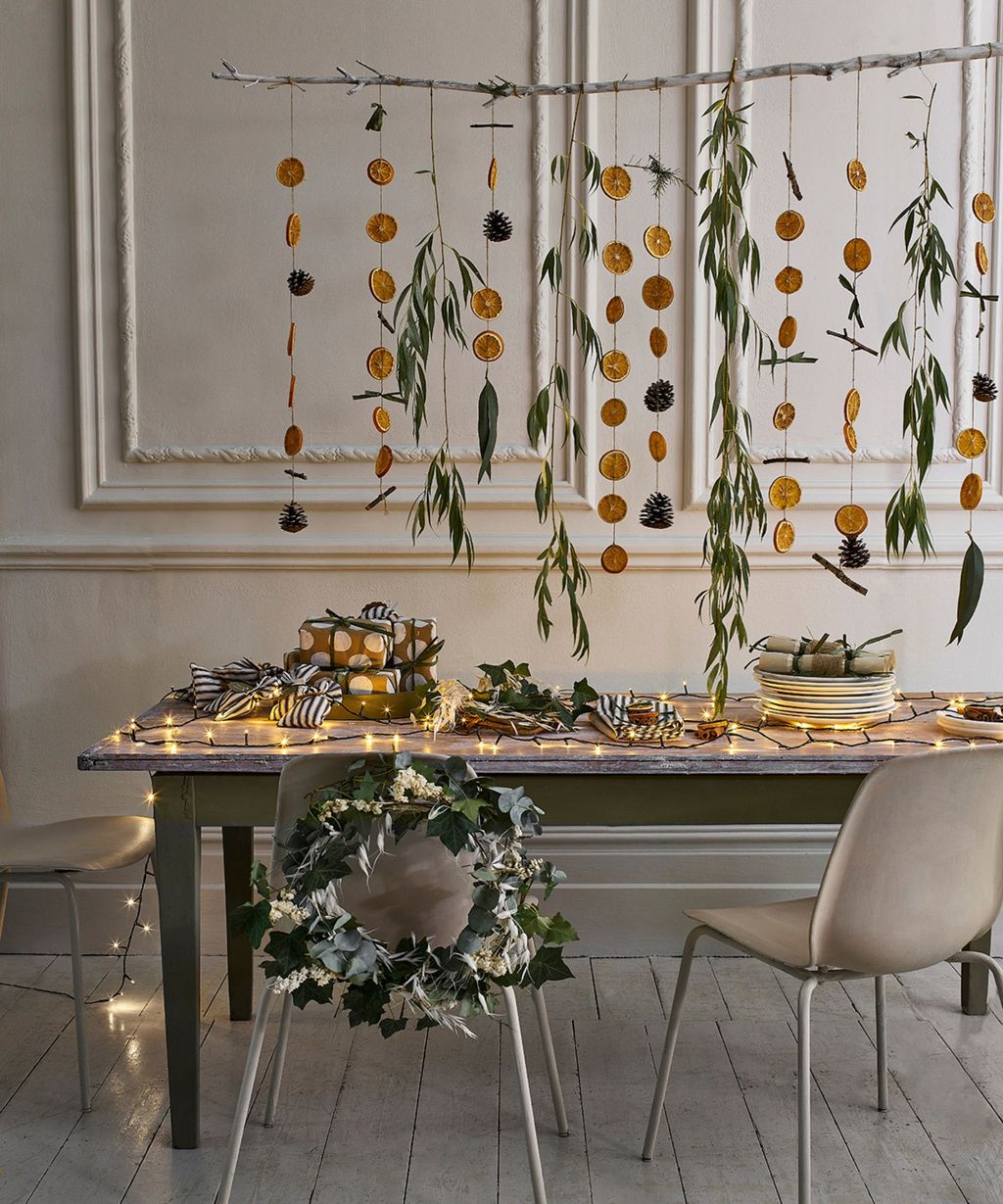 Christmas foliage ideas: 45 ways to adorn your home with festive ...