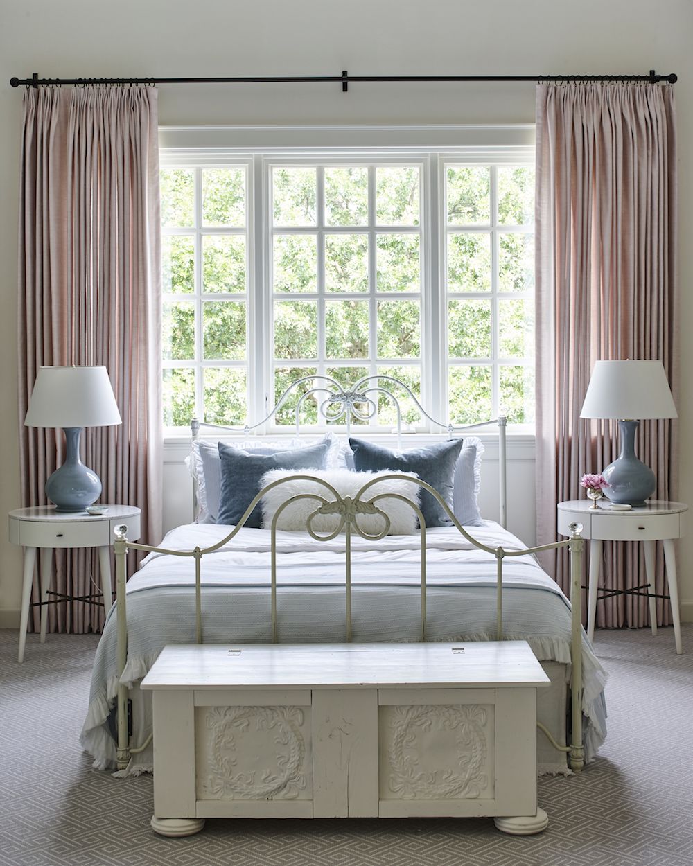 15 girl's bedroom ideas for a chic space they will love