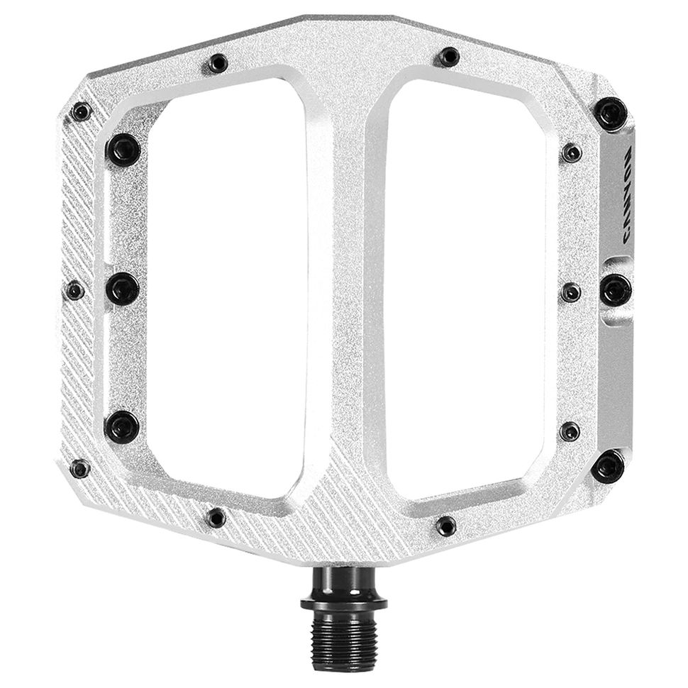 Best MTB flat pedals | Bike Perfect