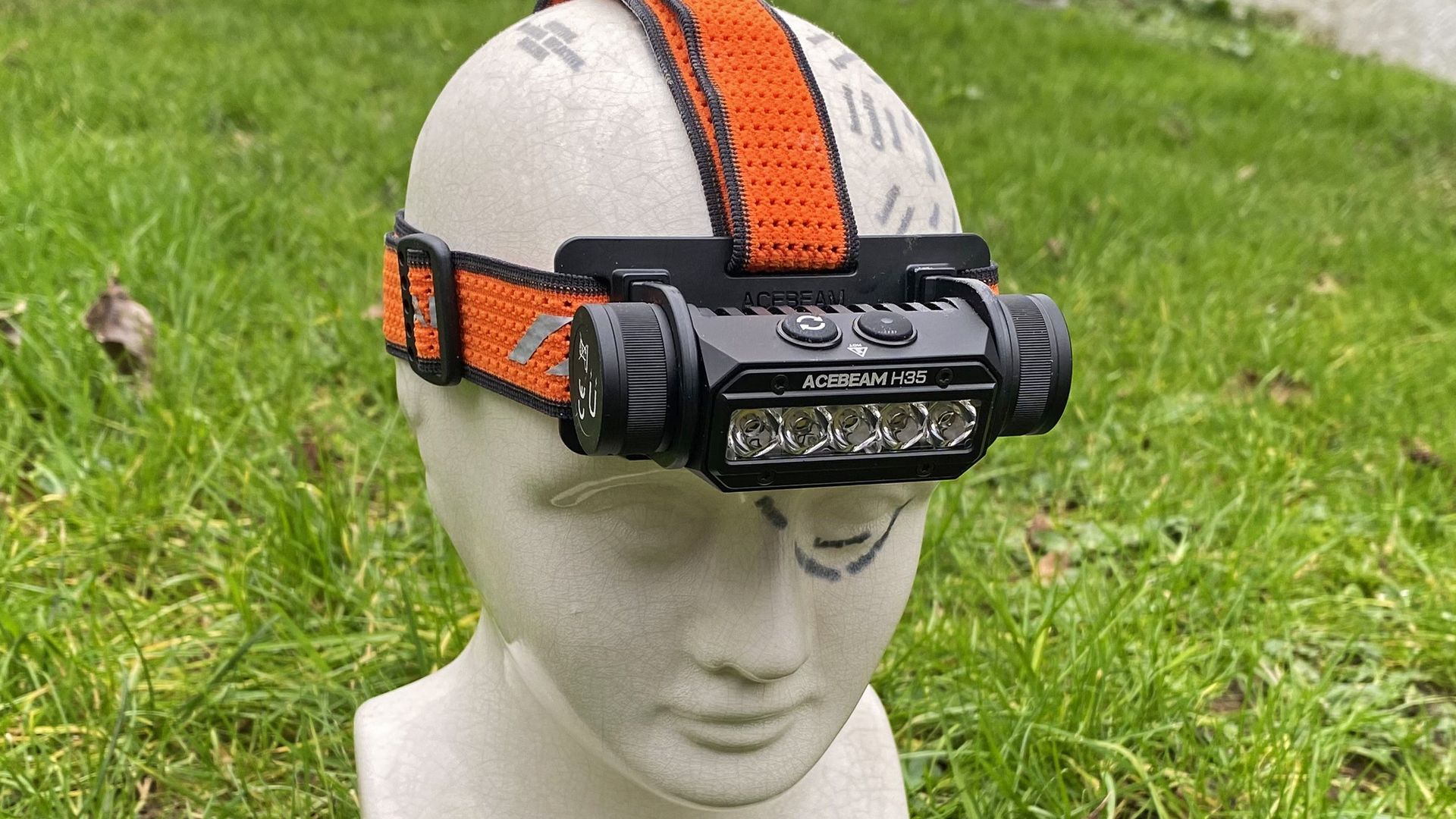 AceBeam H35 review: a five-bulb barrel headtorch with a belter of a ...
