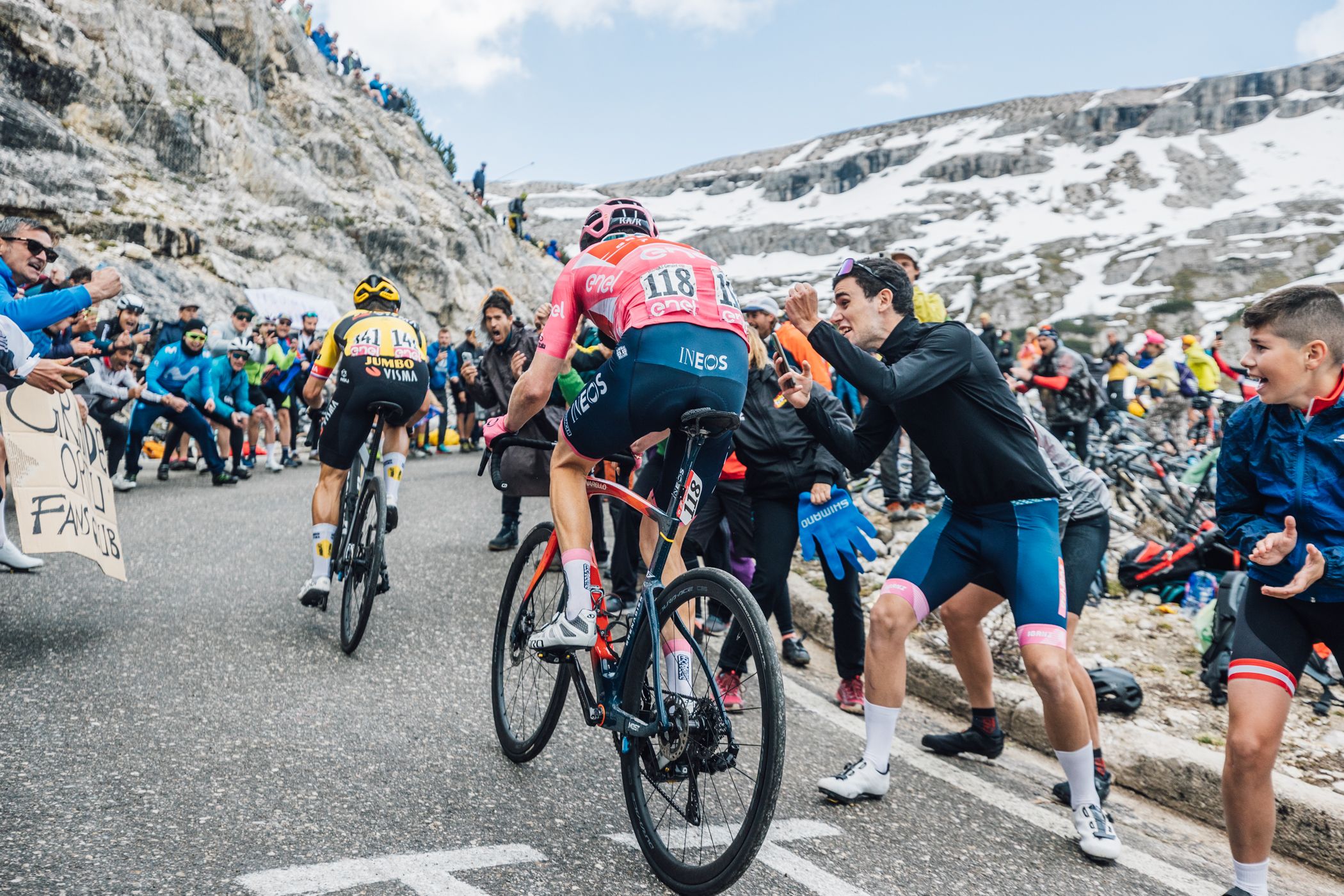 The epic battle for the 2023 Giro d'Italia: Stunning images of the ...