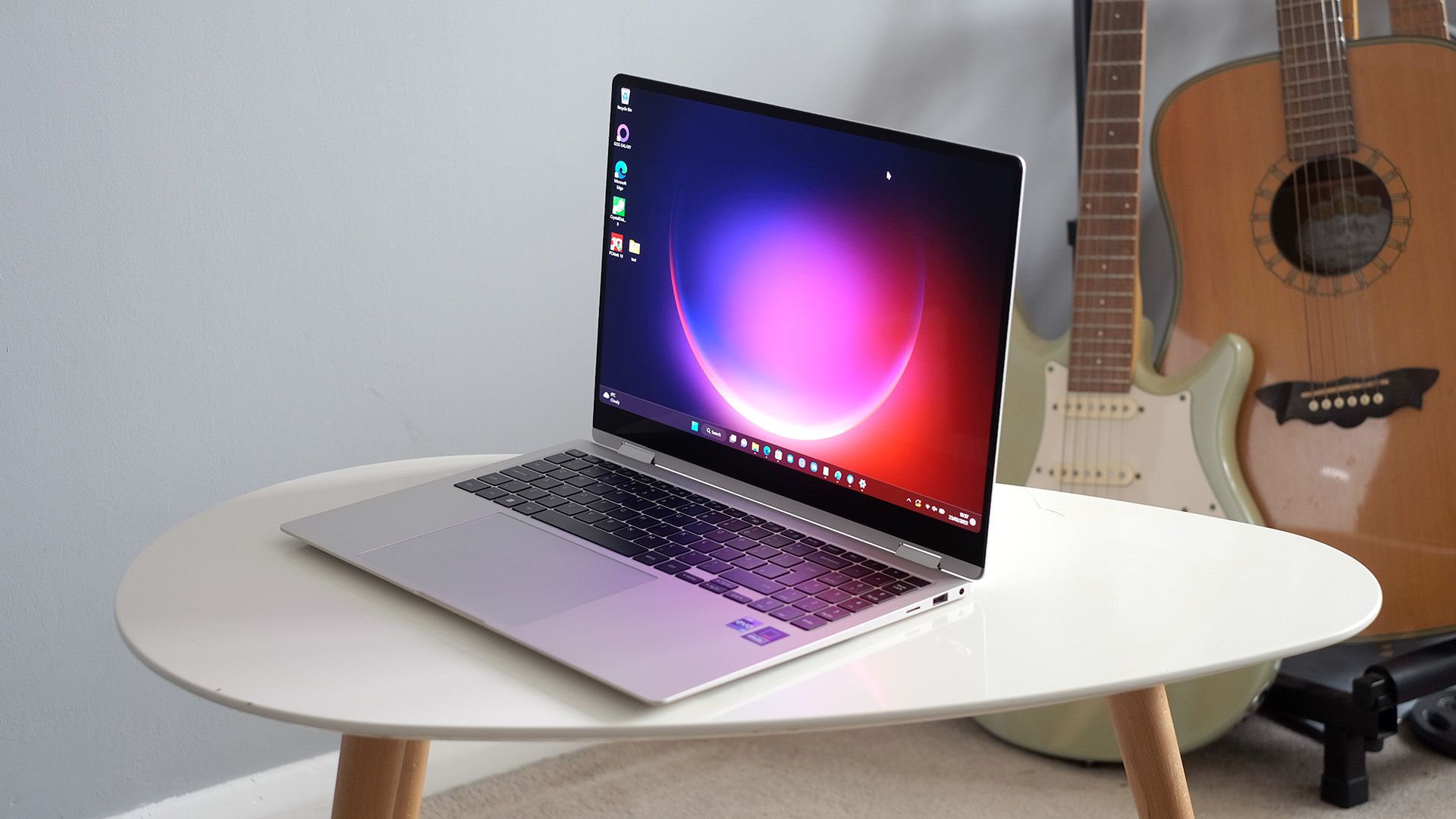 Samsung Galaxy Book 3 Pro 360 review: a flippy and flashy ultra ...