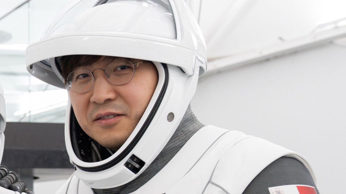 Meet the astronauts of SpaceX's Fram2 mission, the 1st to fly over Earth's poles | Space