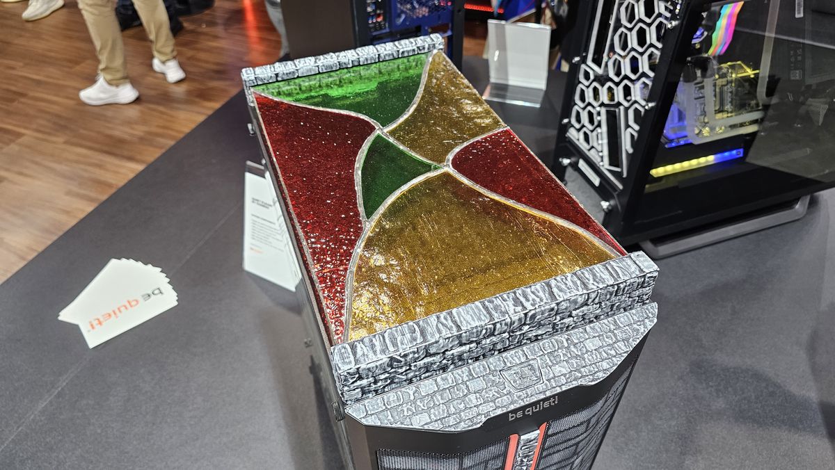 Coolest Case Mods of Computex 2023: Alien Facehuggers, Motorcycles and More | Tom's Hardware