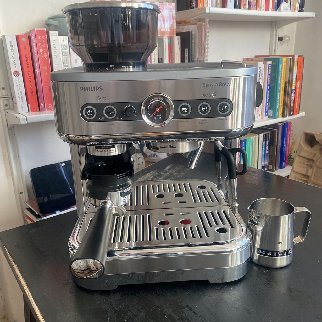 I tried Philips new bean-to-cup coffee machine, which has 20 iced and ...