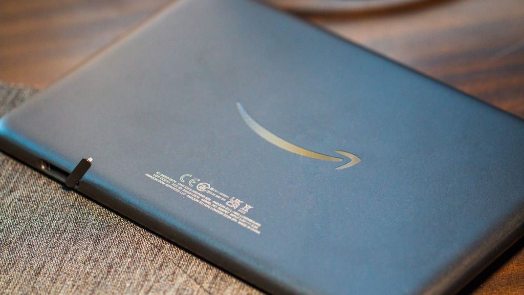 Amazon Fire HD 8 (2022) review: The new, best cheap Android tablet ...