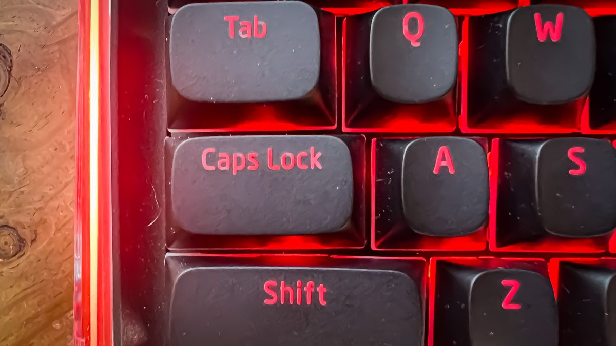 Hyte Keeb TKL Review: Unique aesthetic and ultra-smooth switches | Tom ...
