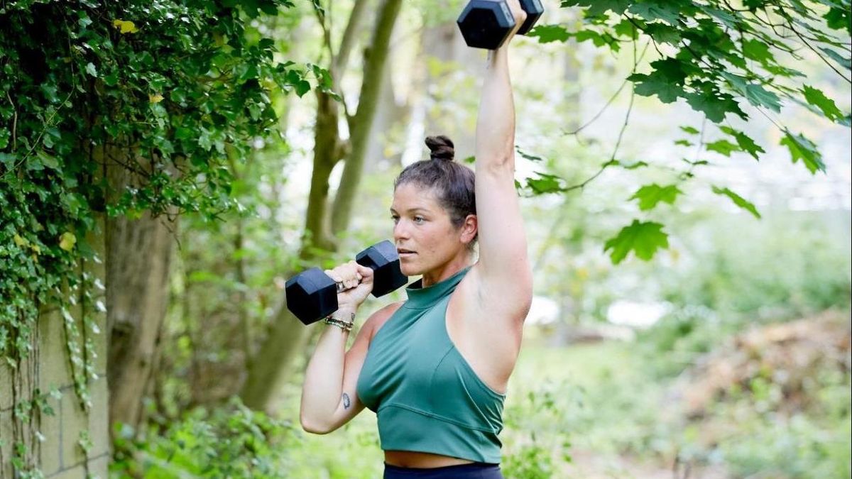 Compound vs isolation exercises for building muscle | Fit&Well