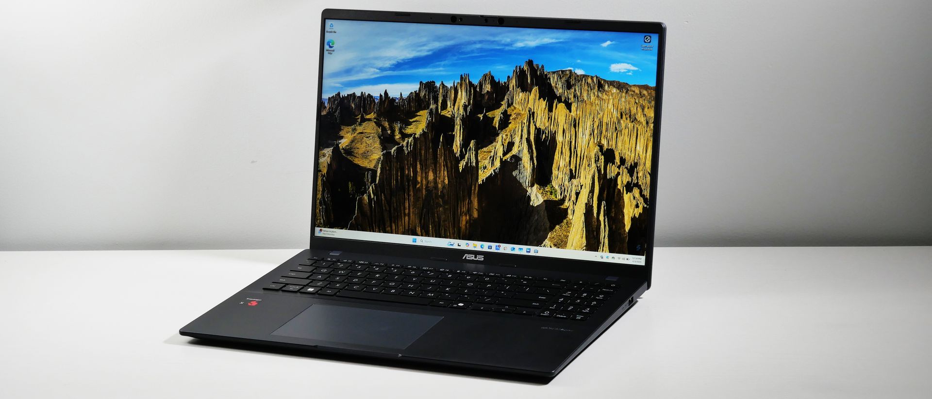 Asus Vivobook 16 (2025) review: It’s not glamorous, but it’s affordable ...