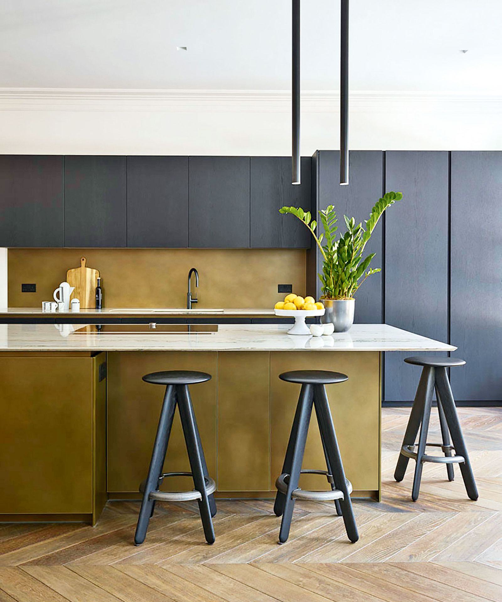 Family kitchen ideas: 10 ways to create a space for the modern family ...