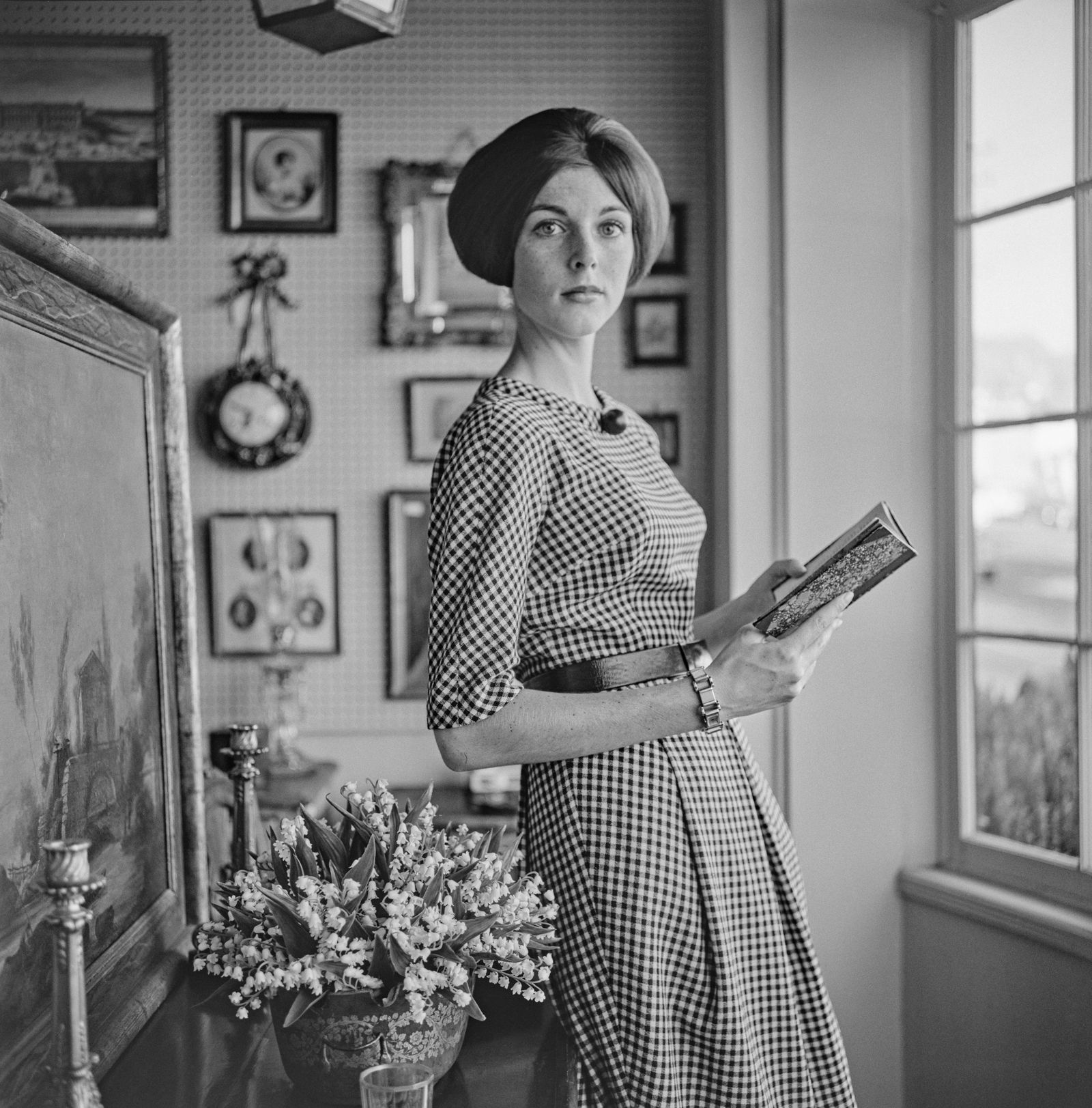 32 Glorious Photos of '60s Fashion In Full Swing | Marie Claire