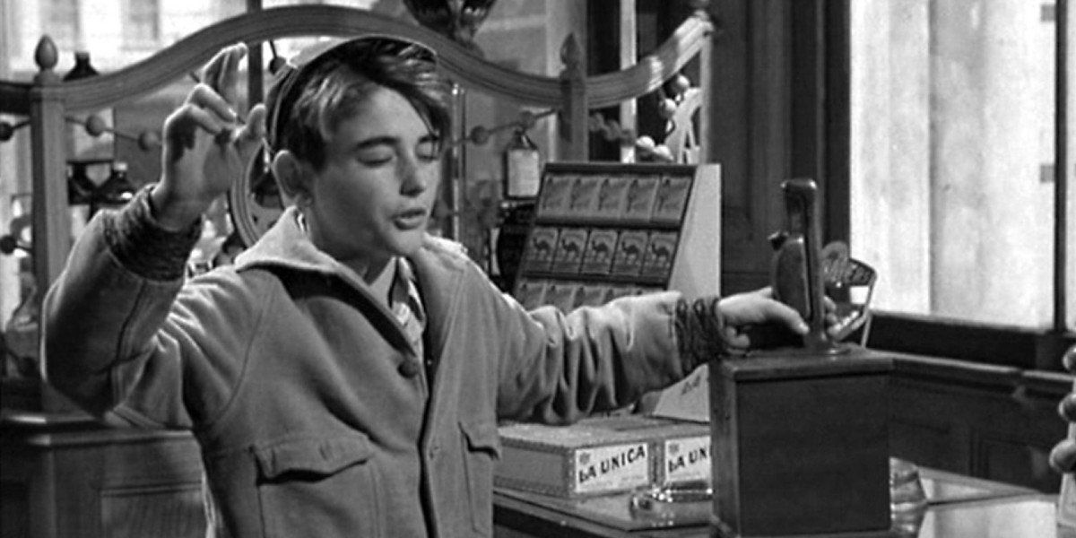 It's A Wonderful Life: 12 Behind-The-Scenes Facts About The Classic ...