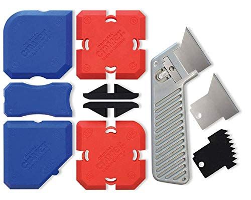 Sealing a bath with silicone to get a leak-free finish | Homebuilding