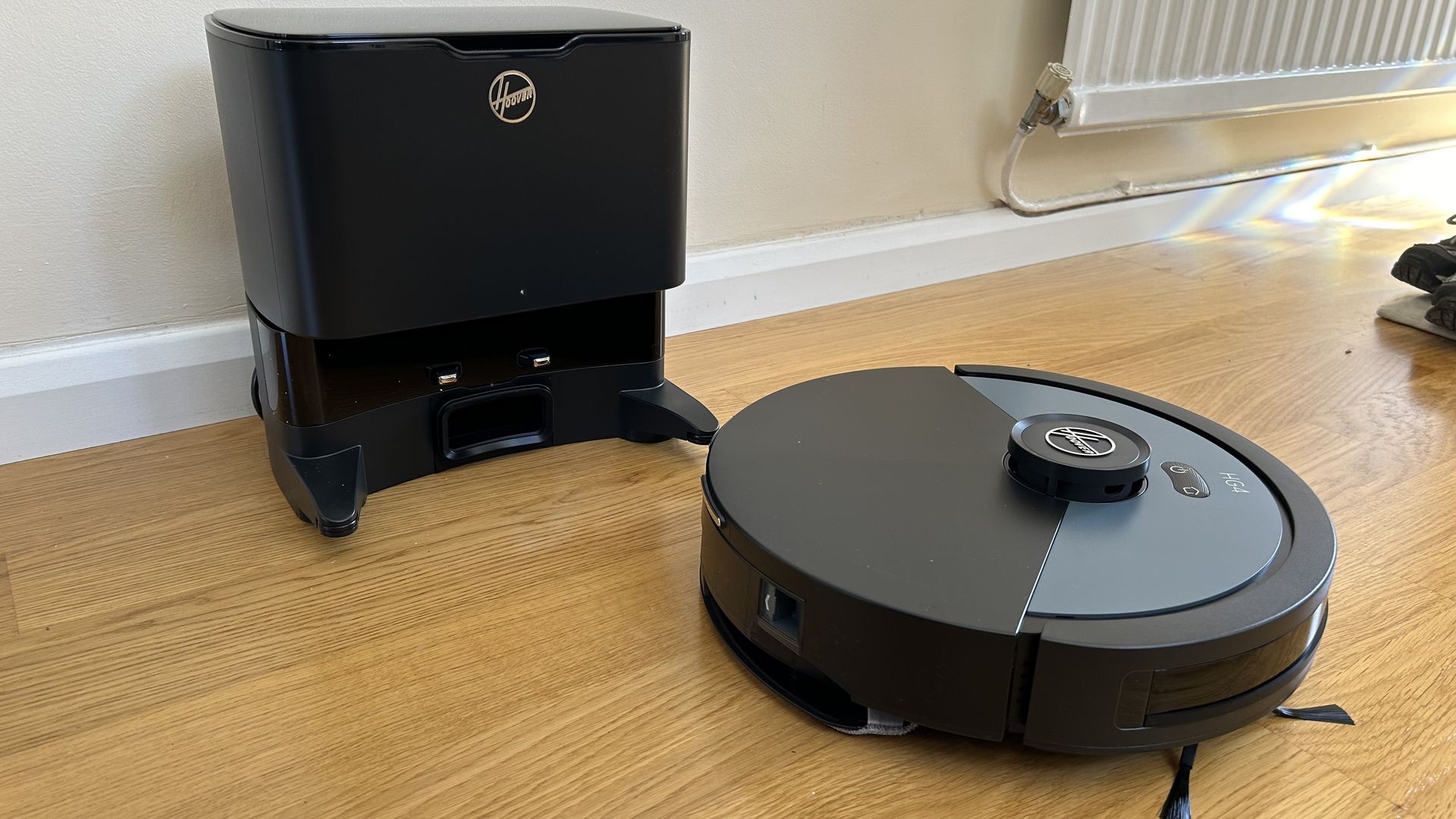 Hoover HG4 Hydro Pro robot vacuum review: late to the party but still ...