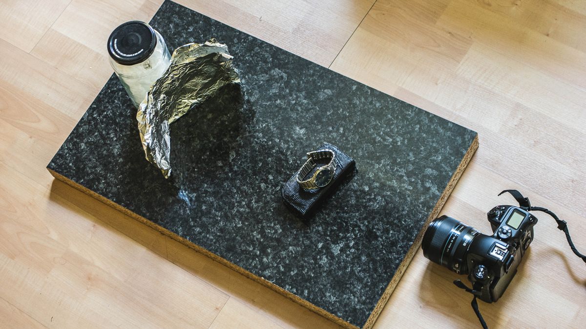 Give your product photography some sparkle! Try this easy lighting ...