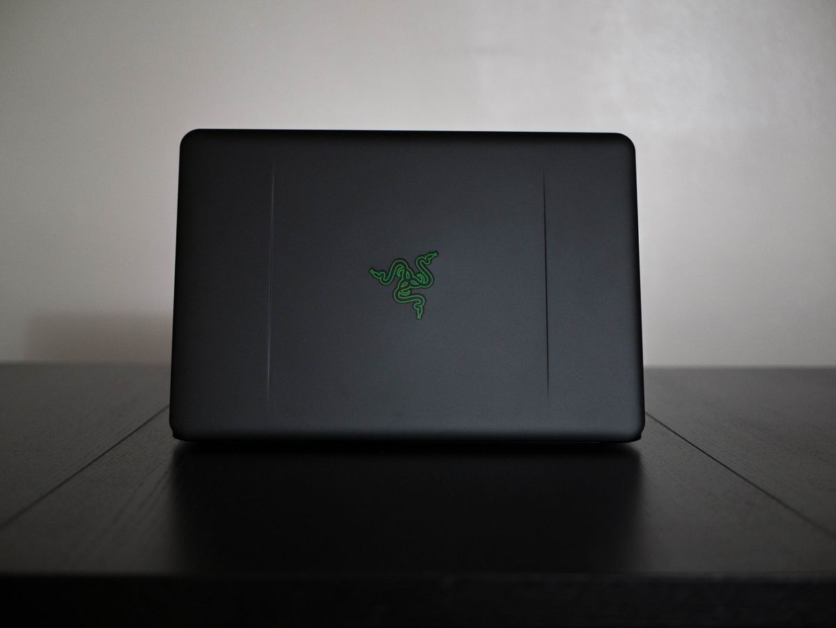 Razer Blade 14 (2016) Gaming Laptop Review - Tom's Hardware | Tom's ...