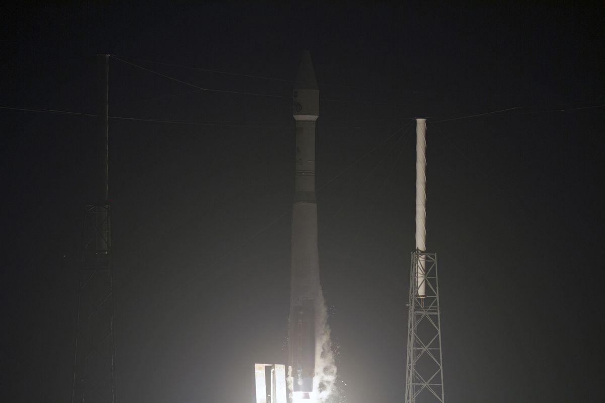 NASA Radiation Belt Storm Probes Launch Photos | Space