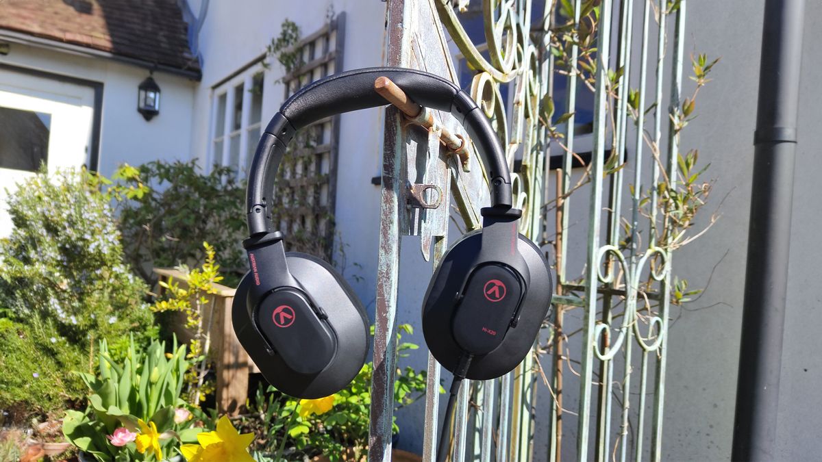 B&W headphones, an affordable hi-fi amp, a stellar Sony TV and more ...