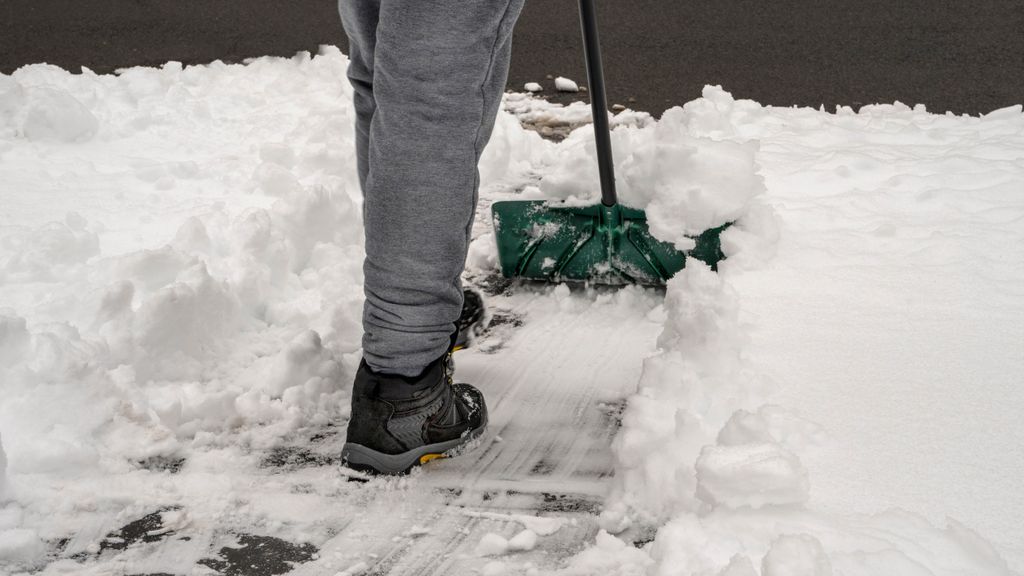 9 clever tips to remove snow | Tom's Guide