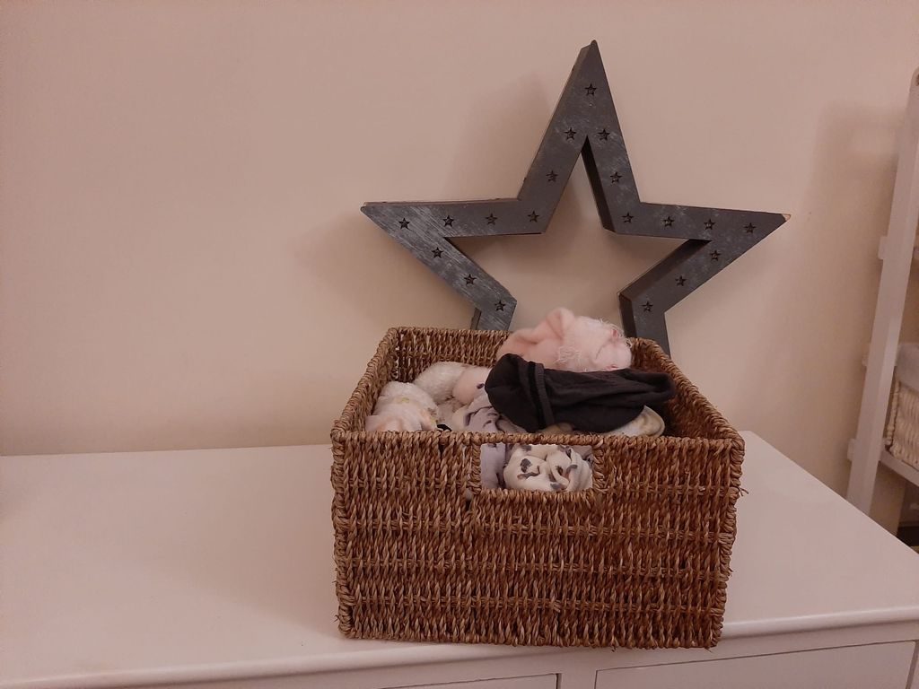 What is the curated clutter method? | Homes and Gardens