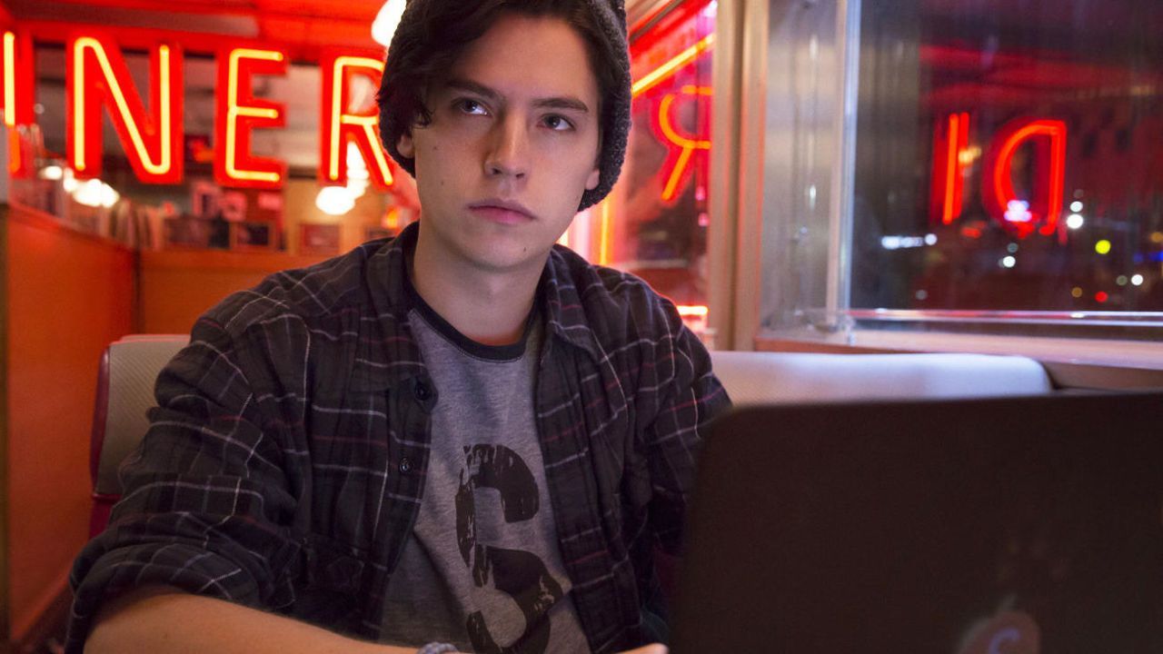 Cole Sprouse Facts - 26 Things You Didn't Know About Cole Sprouse from ...
