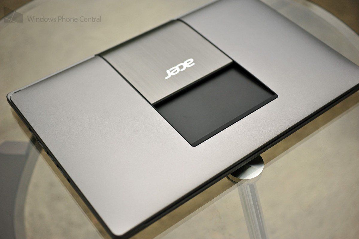 Acer Aspire R7 transforming Windows 8 laptop: A quick look at one of ...