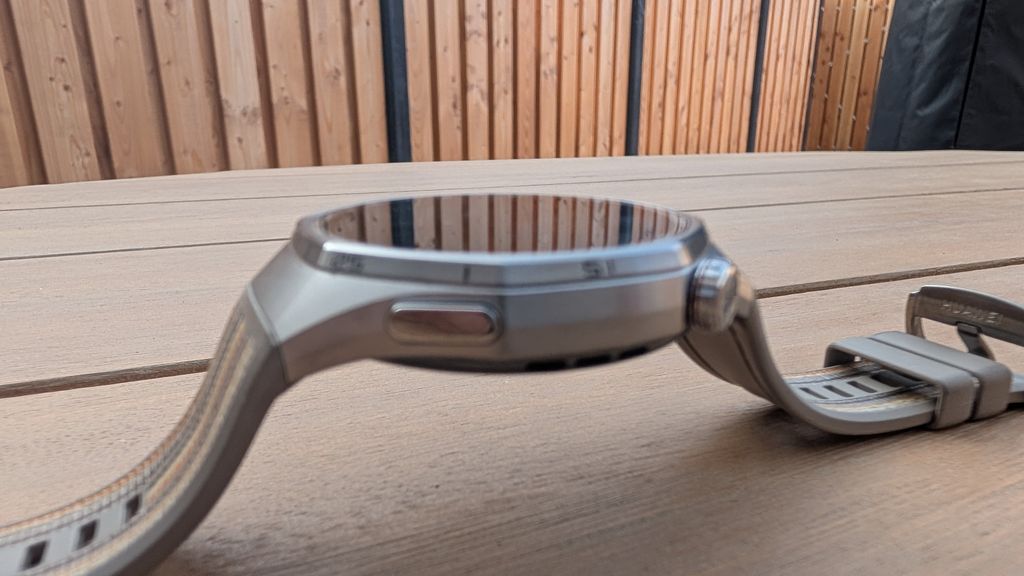 Huawei Watch GT6 Pro review: luxe sporthorloge dat weken meegaat ...
