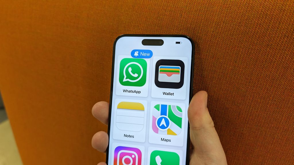 I tried Apple’s alternative iPhone interface in iOS 17 — here’s what ...