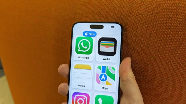 I tried Apple’s alternative iPhone interface in iOS 17 — here’s what ...