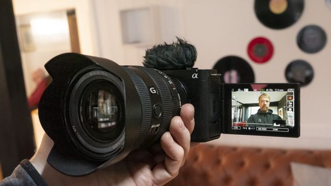 Best cameras for vlogging 2023: choices for every budget | TechRadar
