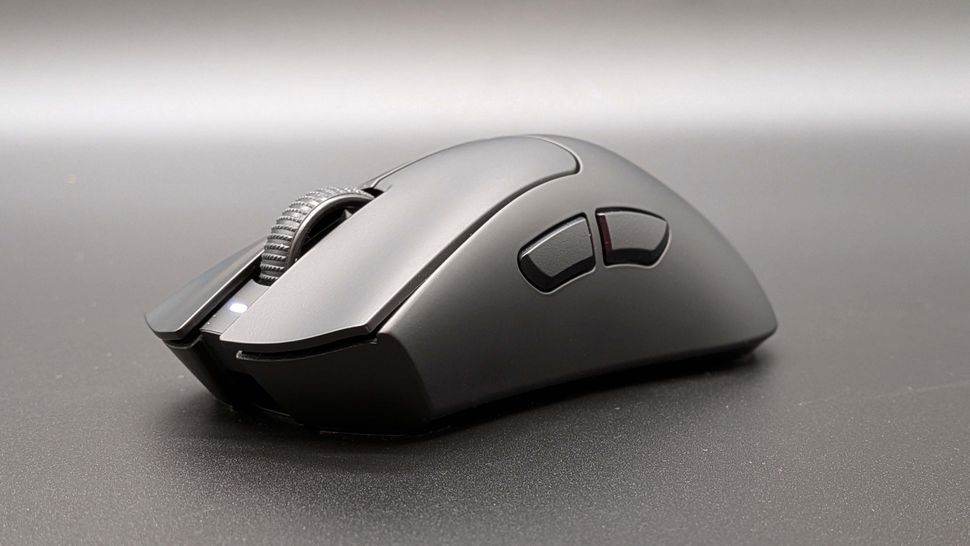 Razer DeathAdder V4 Pro review | PC Gamer