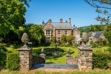 20 charming homes for sale starting from just £250,000, as seen in ...