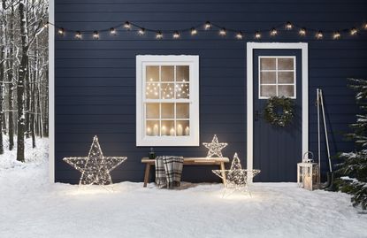 Christmas window decor ideas – stylish ways to create a cozy festive ...