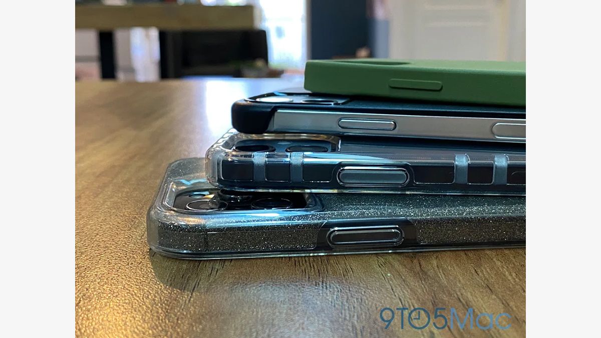 iPhone 12 dummy units show off its retro iPhone 4-style design | TechRadar