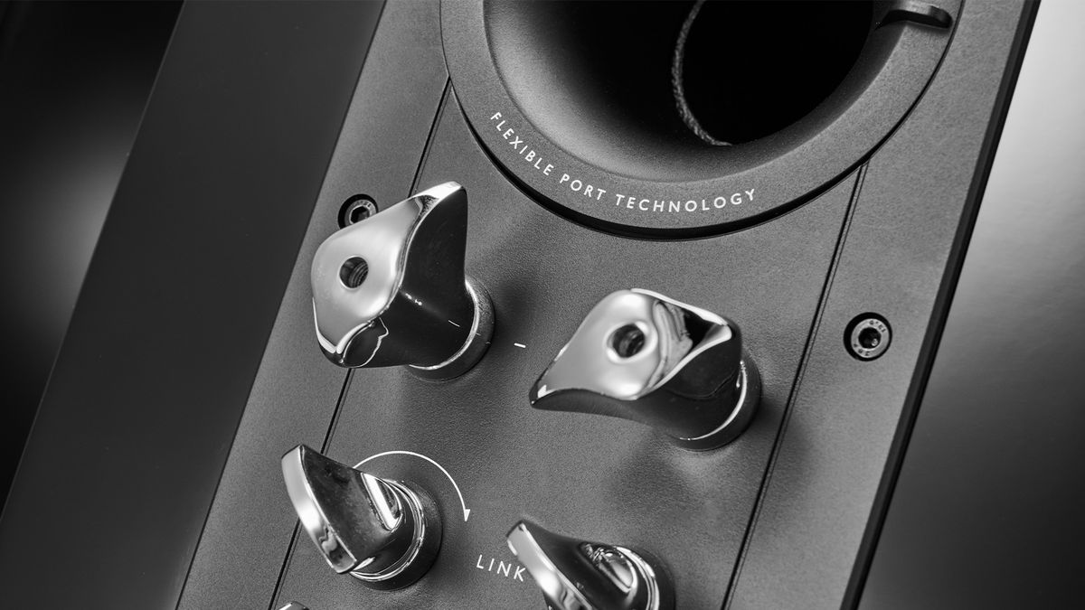 KEF Reference 1 Meta: a balanced blend of insight, dynamics and ...