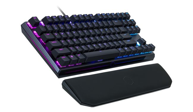 Cooler Master Keyboard Offers Wrists Leather Luxury | Tom's Hardware