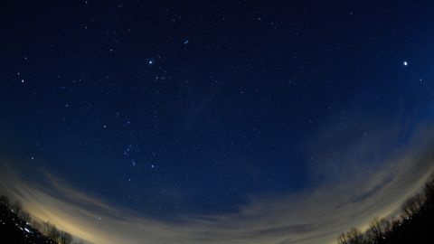 7 planets are aligned in the night sky right now. But what's that mean ...