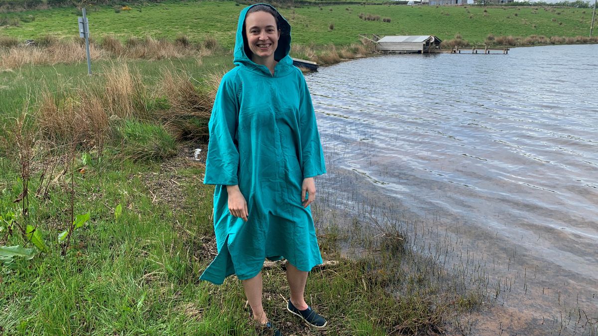 Lifeventure Lightweight Changing Robe review: a roomy companion for ...