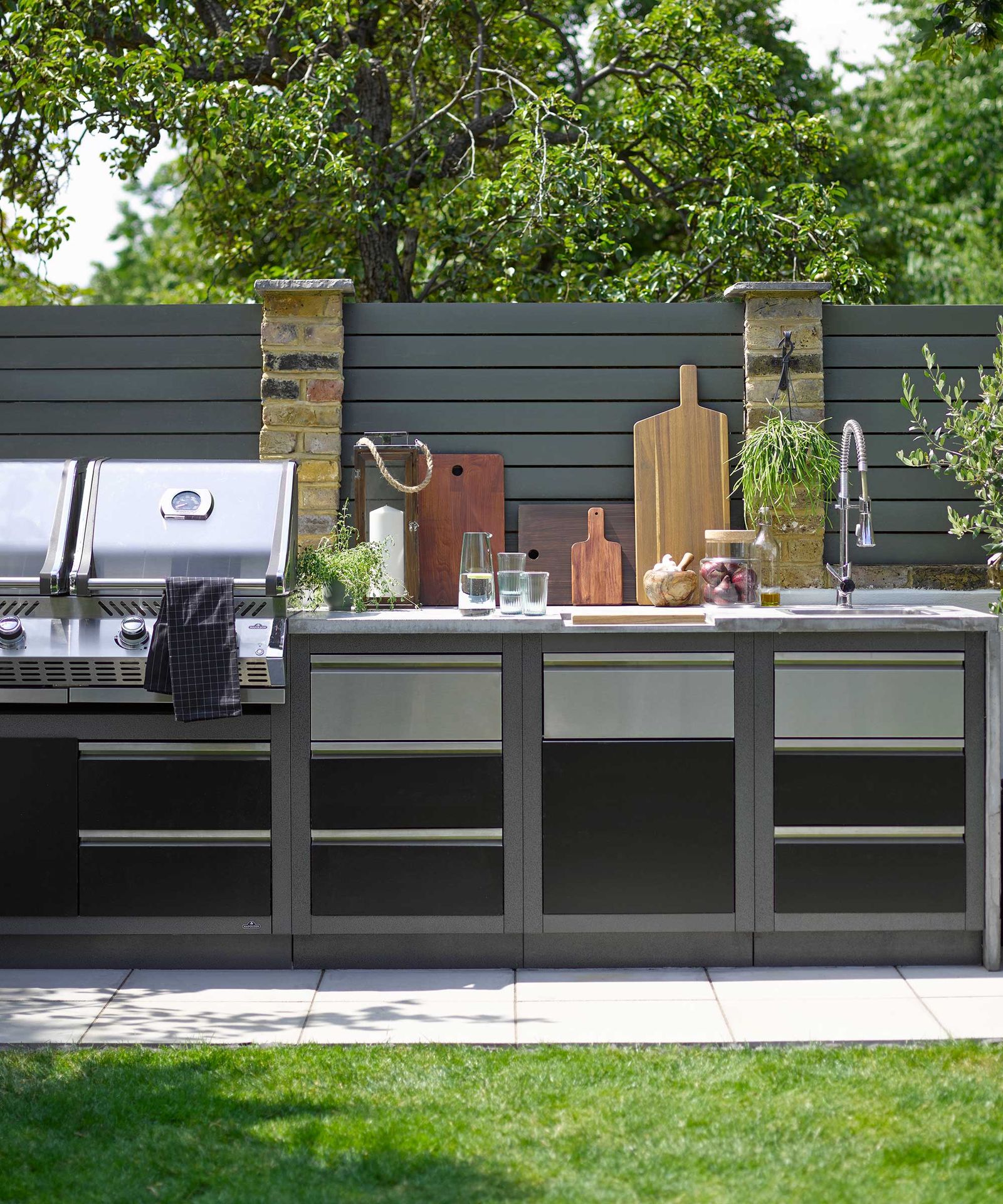Outdoor grill station ideas: 11 set-ups for alfresco cooking | Gardeningetc
