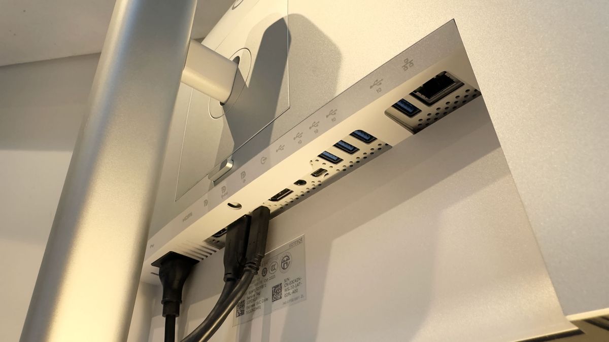 Dell UltraSharp U2723QE monitor review | ITPro