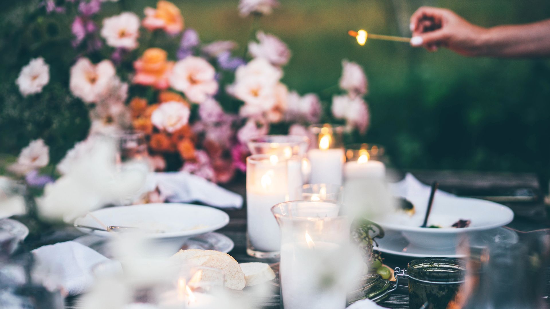 9 Best Spring Candles For A Fresh-Smelling Home | Marie Claire UK