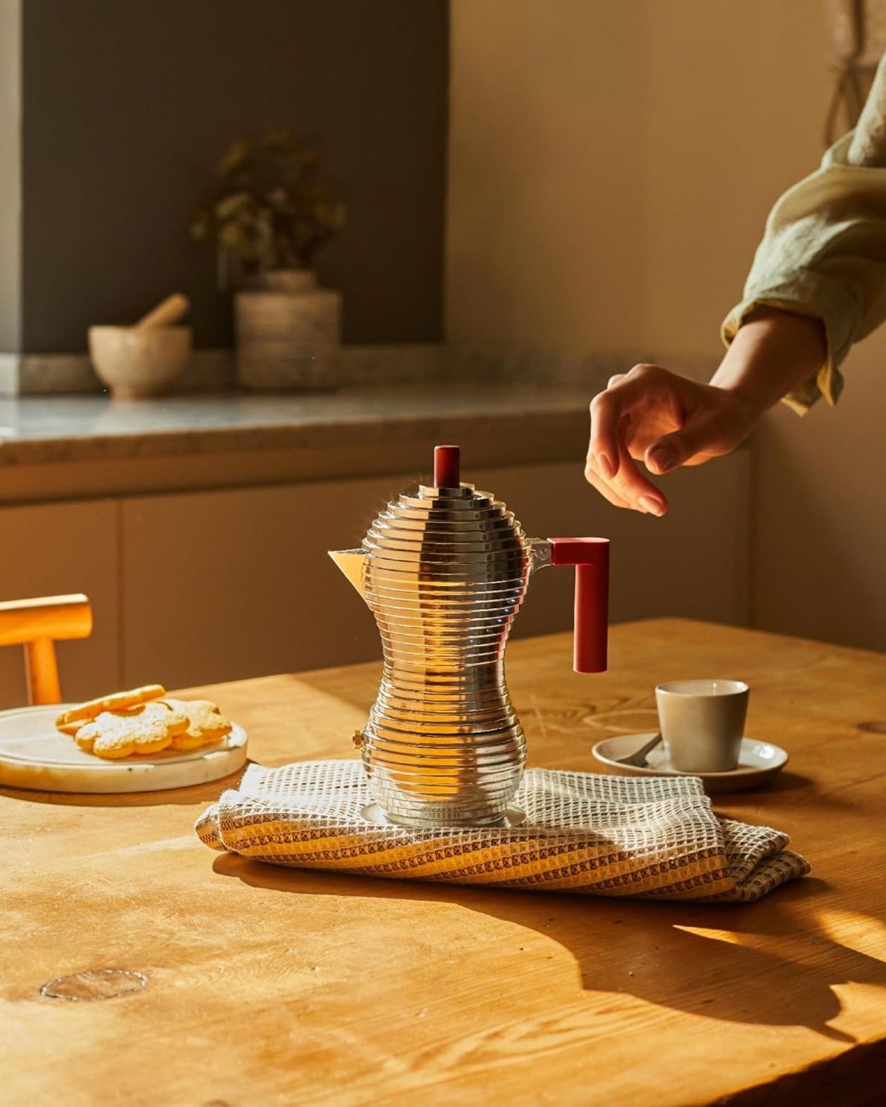 What is a Moka Pot? Italians' Favorite Way to Brew Coffee
