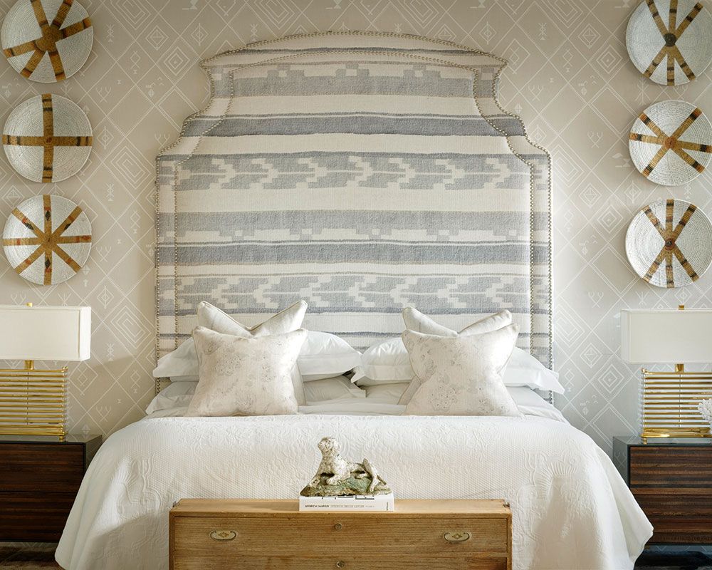 Cushion ideas –Five beautiful ways to style your cushions | Homes and ...