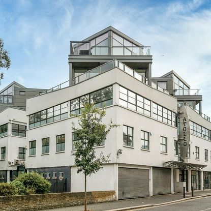 Tom Daley's former home in London is on the market for £1 million ...