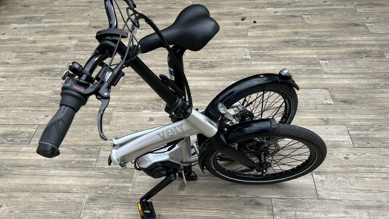 Volt Lite review: foldable and potent electric fun | T3