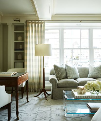 Transitional style in a classic Manhattan apartment | Homes and Gardens