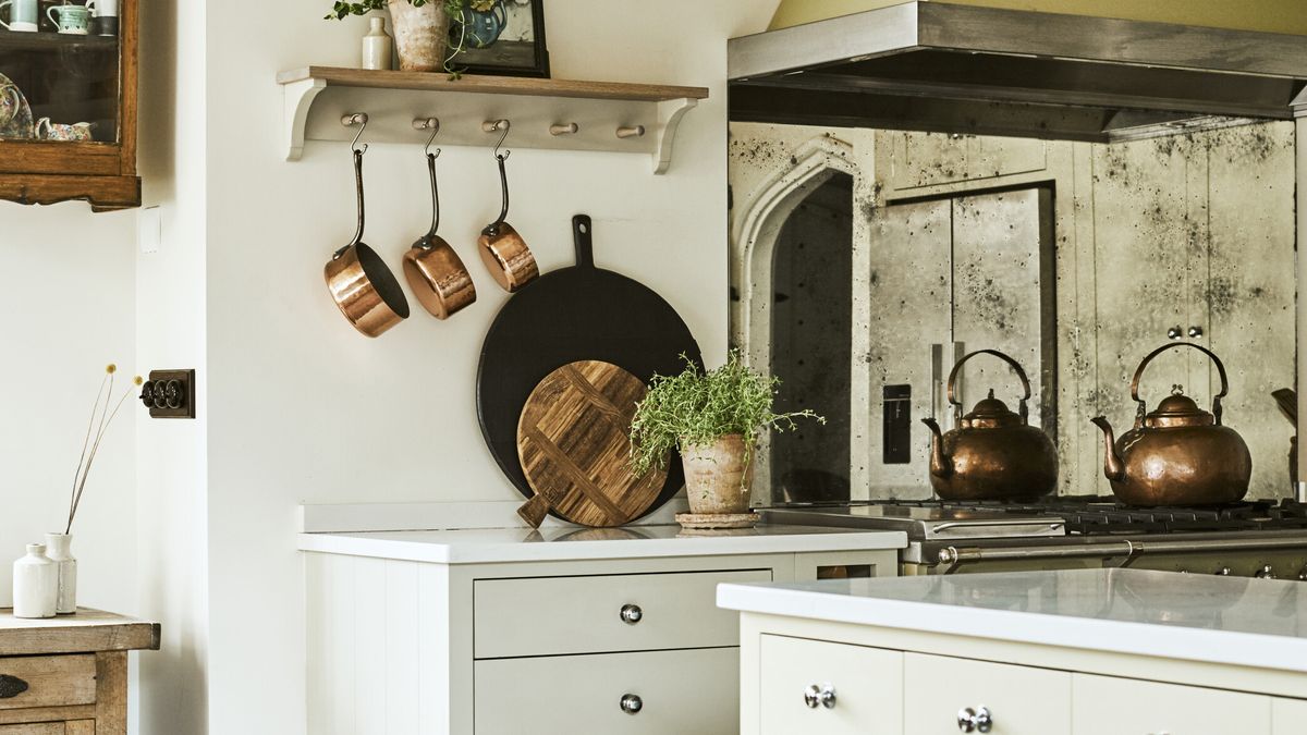 Antique and fluted glass are trending in the kitchen | Homes and Gardens