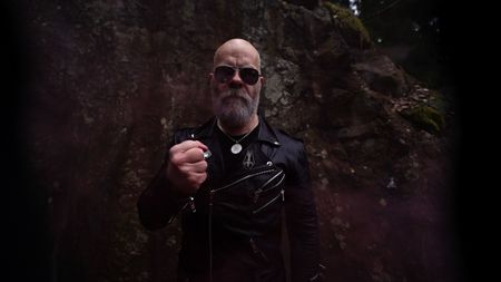 "Oh my god!" Watch 'dwarf metal' band Wind Rose surprise two fans at an ...