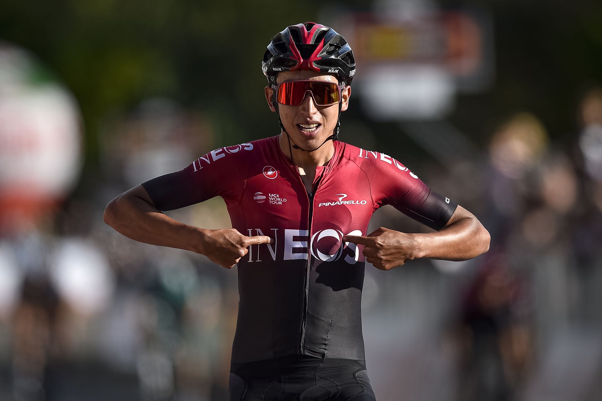 A complete history of Ineos Grenadiers kits, from Adidas to Gobik, via ...