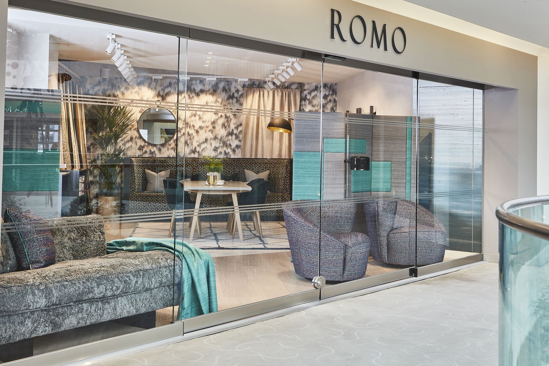 British Style: Romo | Homes and Gardens